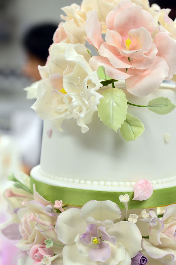 cake decorating
